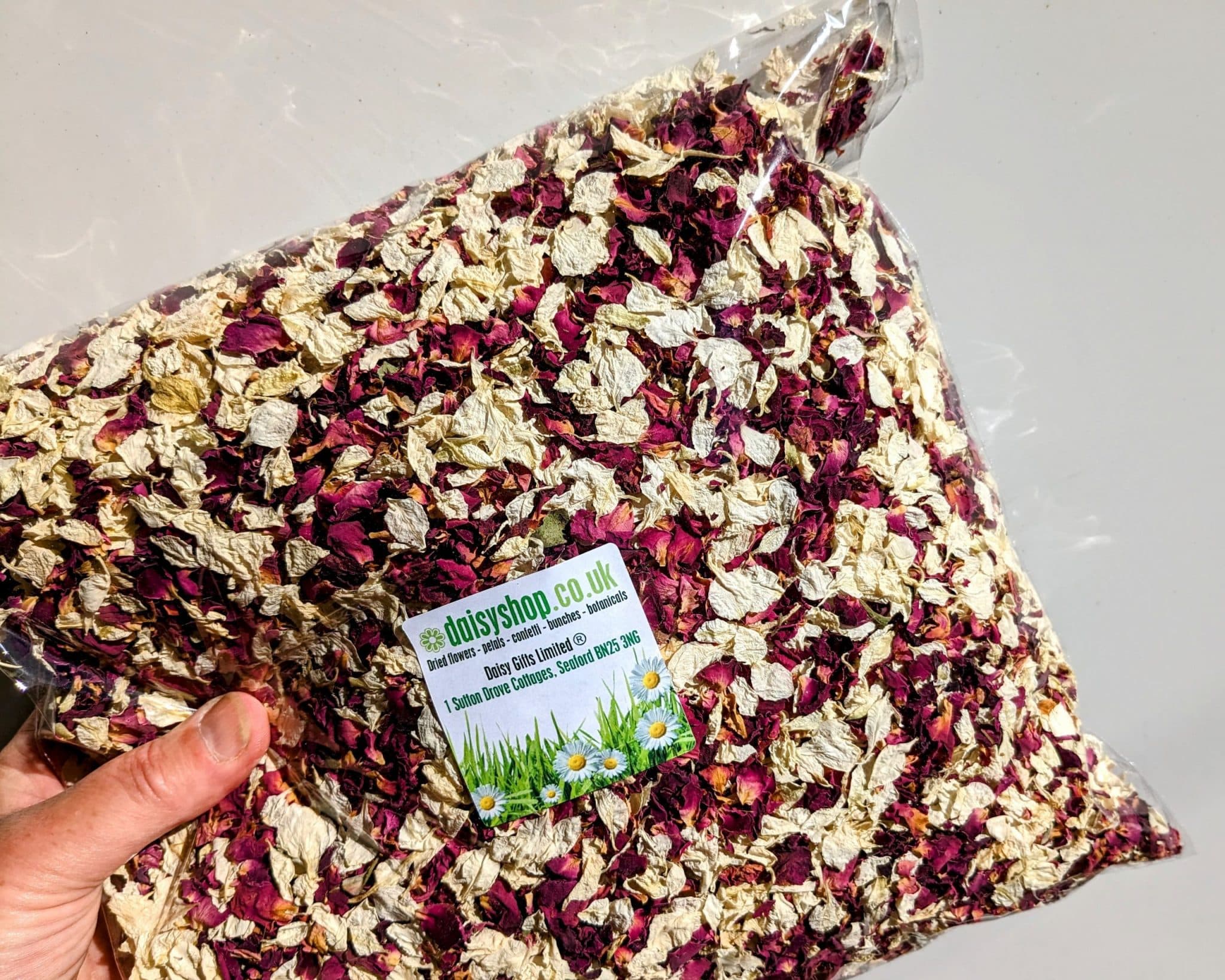 Wholesale confetti - Dried flowers shop UK - Daisy Gifts Ltd